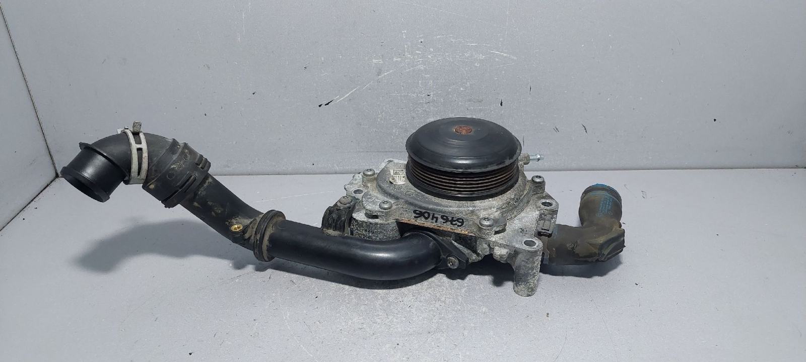 PUMPA VODE MERCEDES VITO (W447) V KLASA > 14- A6512000100