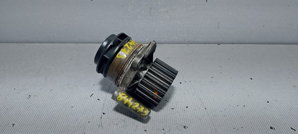 PUMPA VODE VW PASSAT B6 > 05-10 038121019E