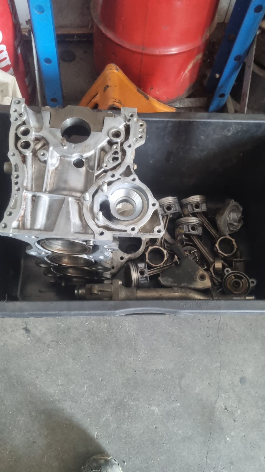 Suzuki Sx4 1.5i 73kw, blok motora,klipovi,klipnjace