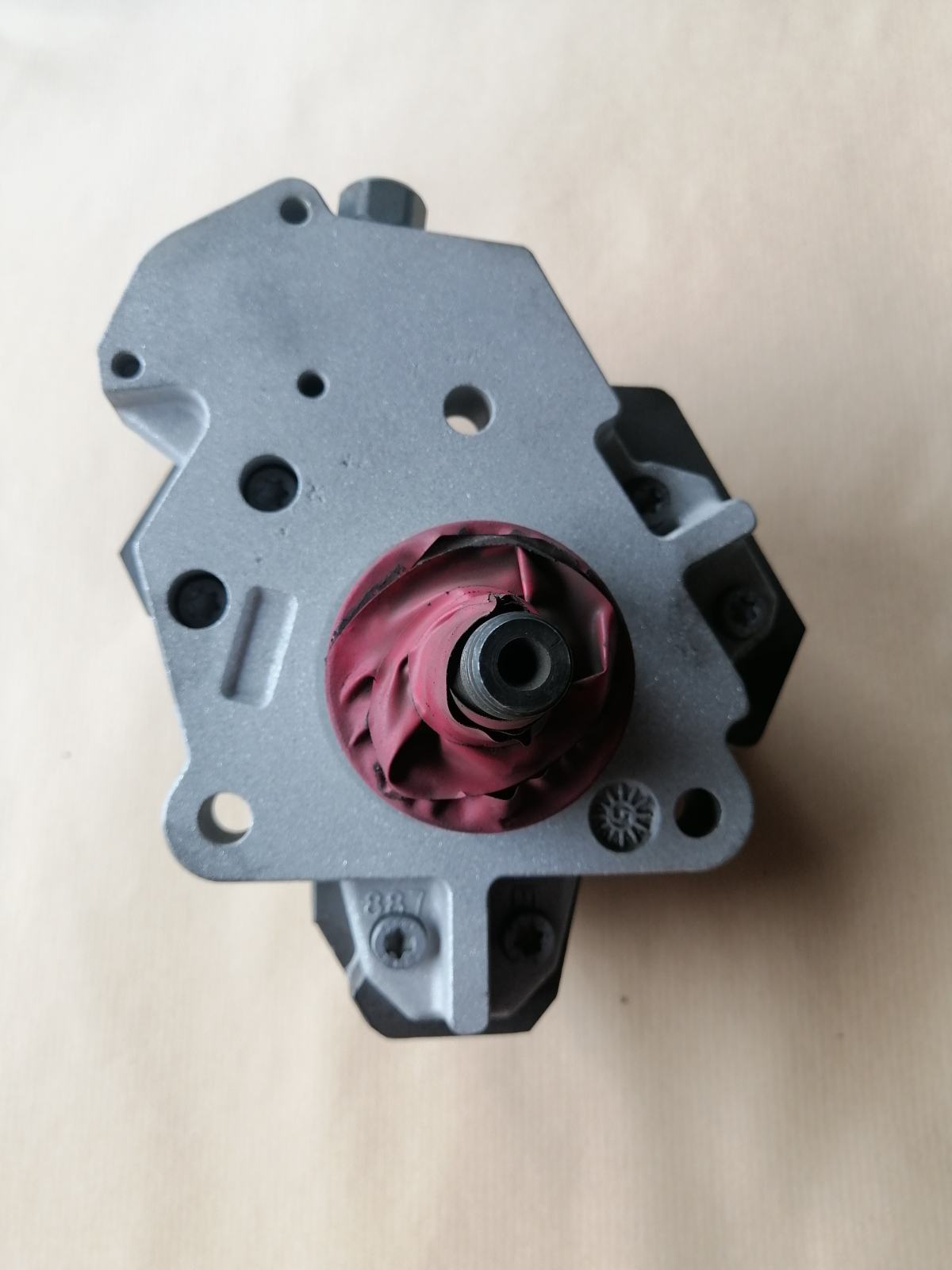 Visokotlačna PUMPA Bosch 0445010033