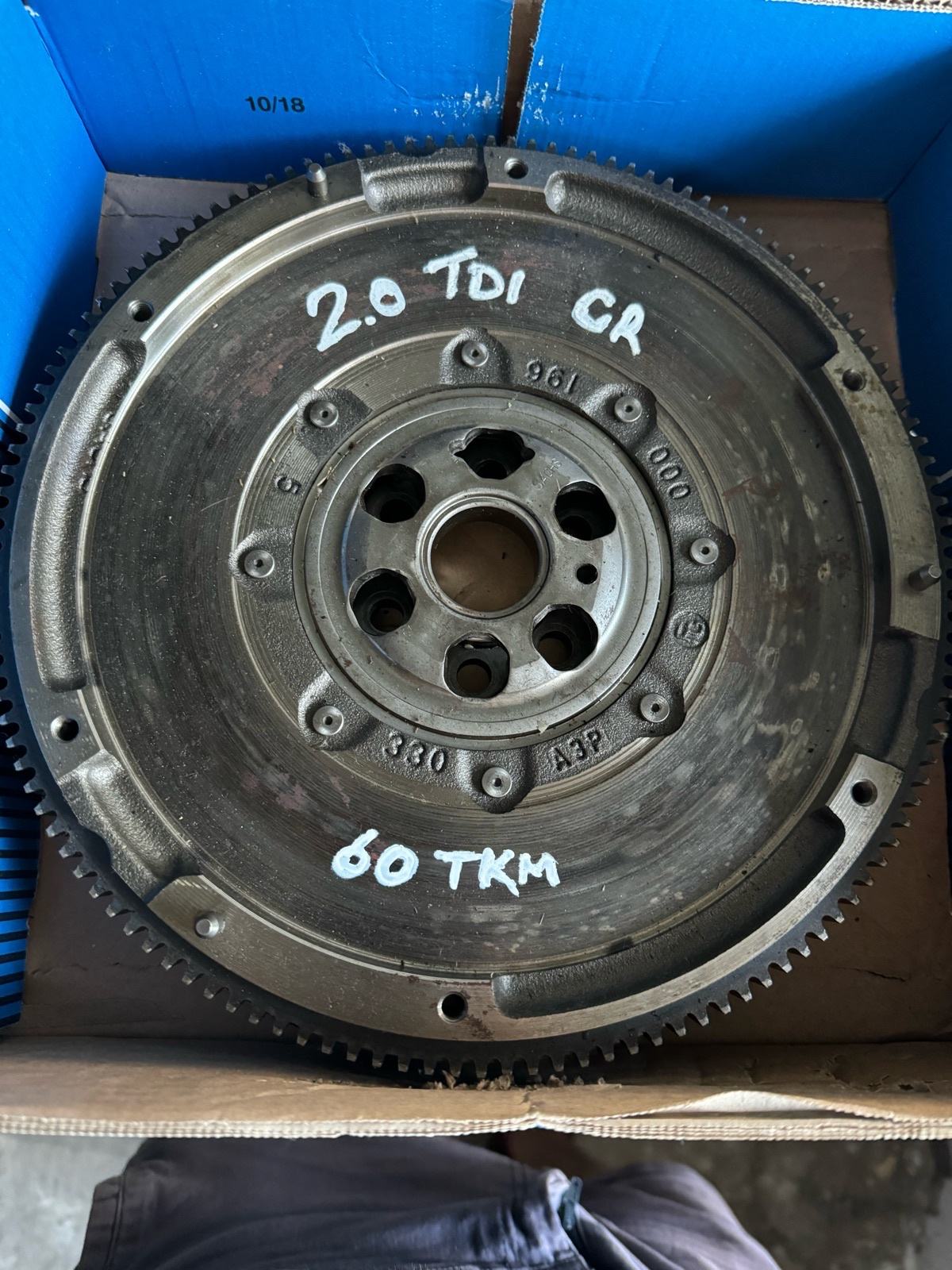 Vw 2.0tdi-zamašnjak 03L105266BS