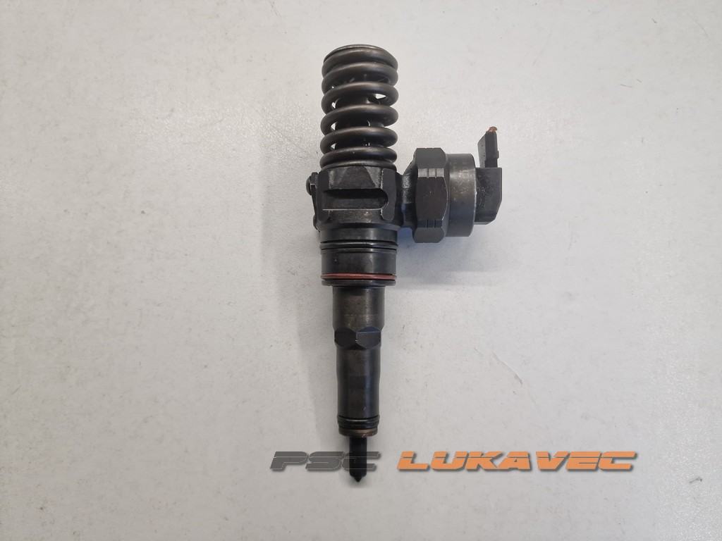 VW DIZNE VW INJEKTORI 1.9 TDI 038130073AA BOSCH