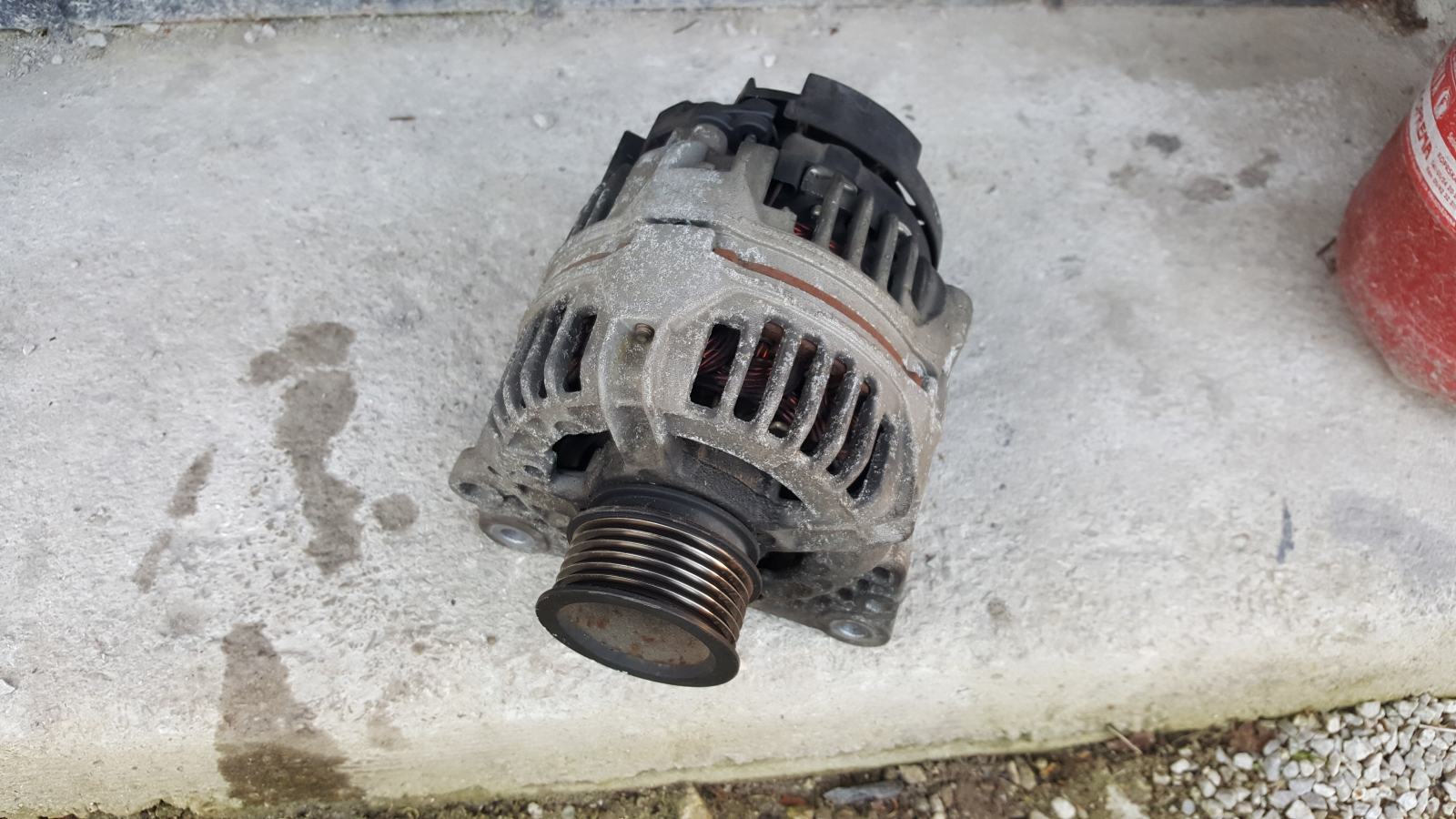 VW Golf 4.alternator