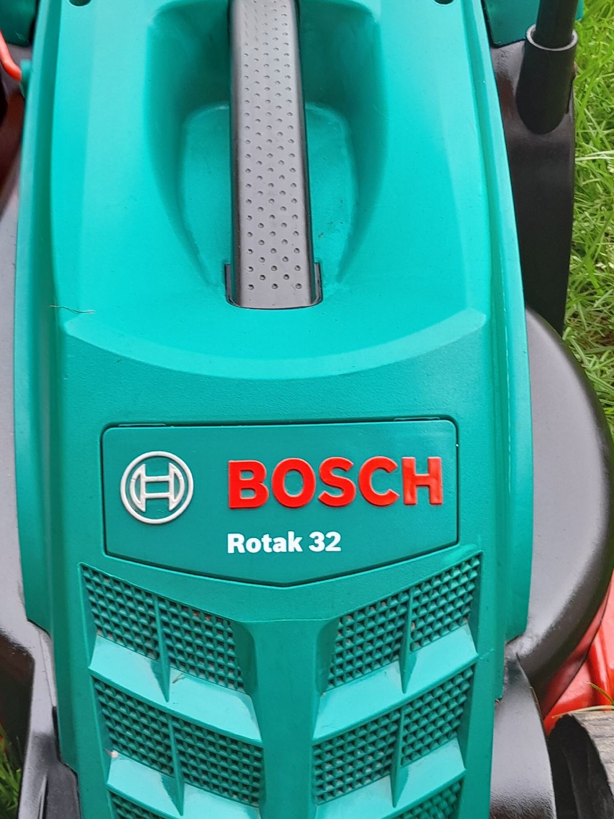 Električna kosilicu Bosch Rotak 32