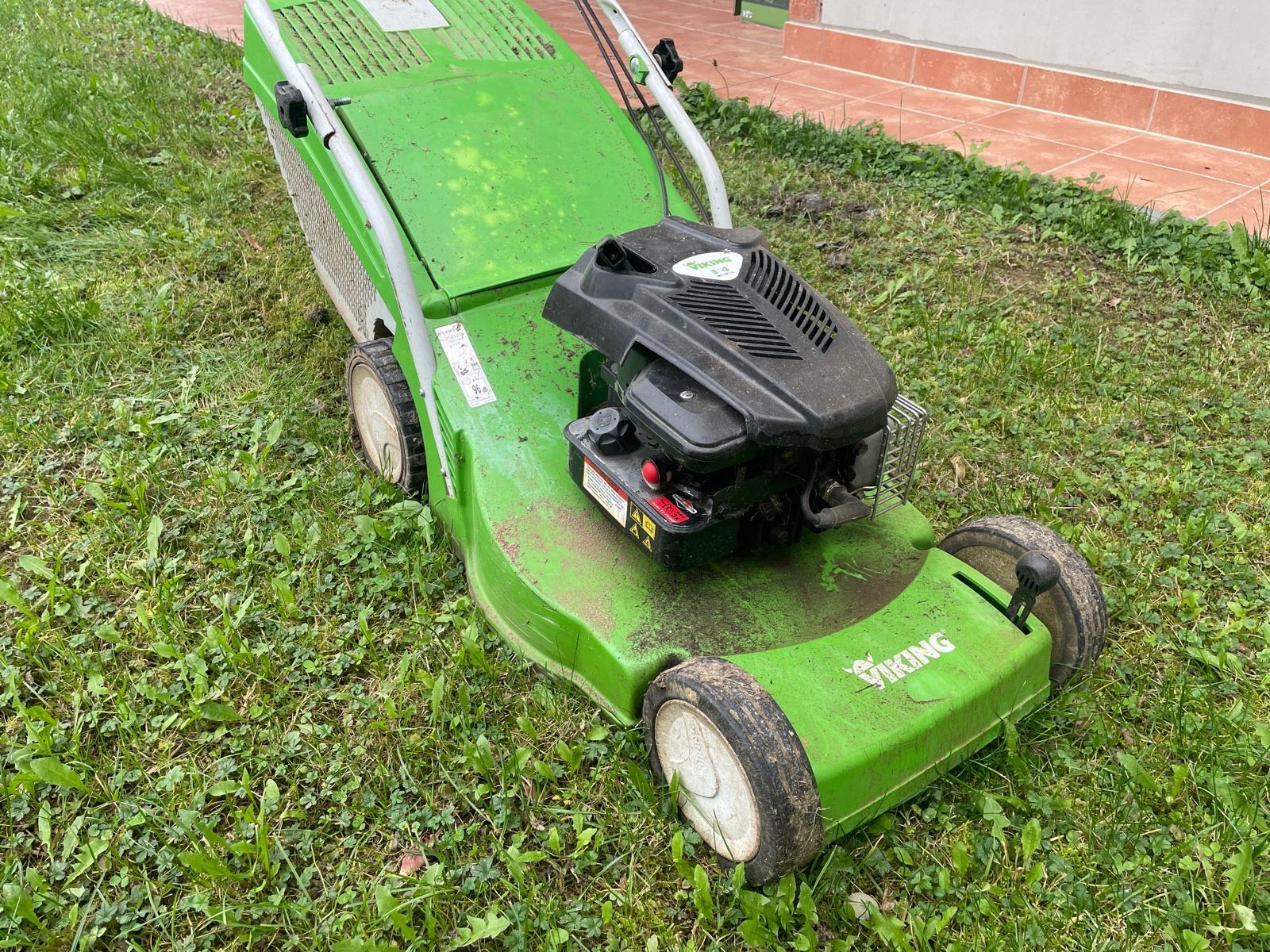 Kosilica Viking s košarom MB448.TX, 2kW