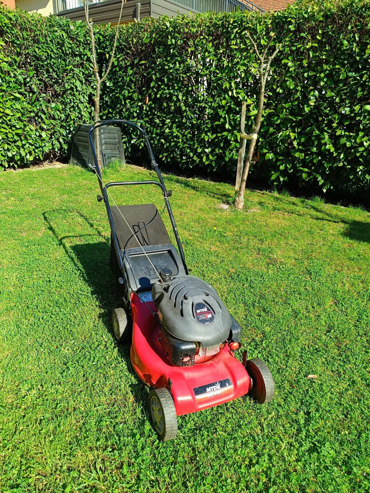 Motorna kosilica MTD 46 PO ThorX OHV 35