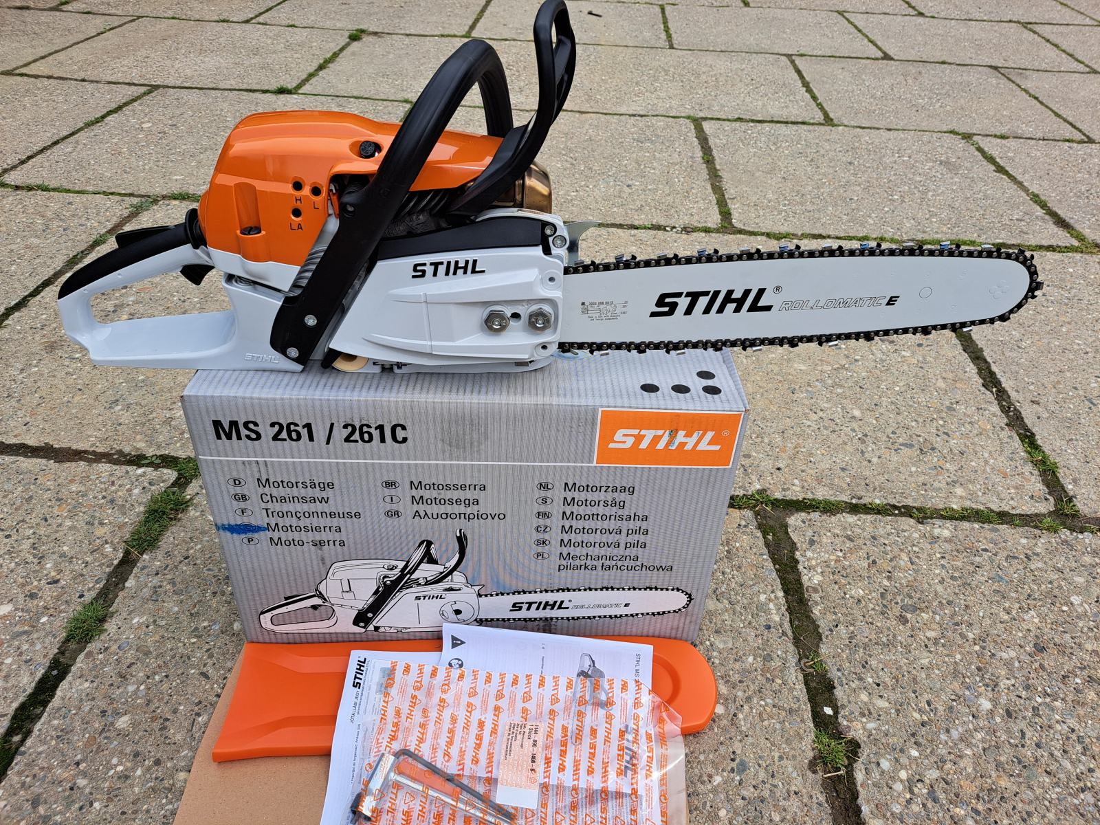 Motorna pila STIHL MS 261