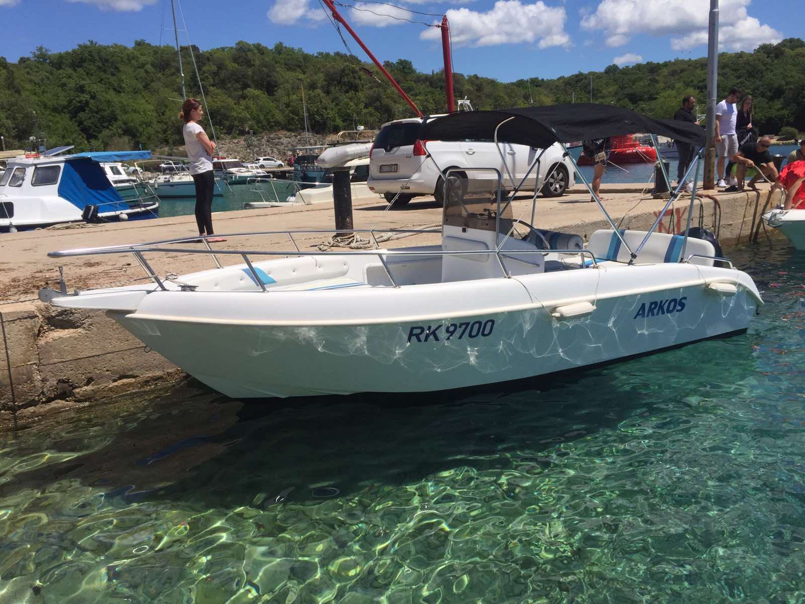ARKOS 587 EVINRUDE E TEC 50