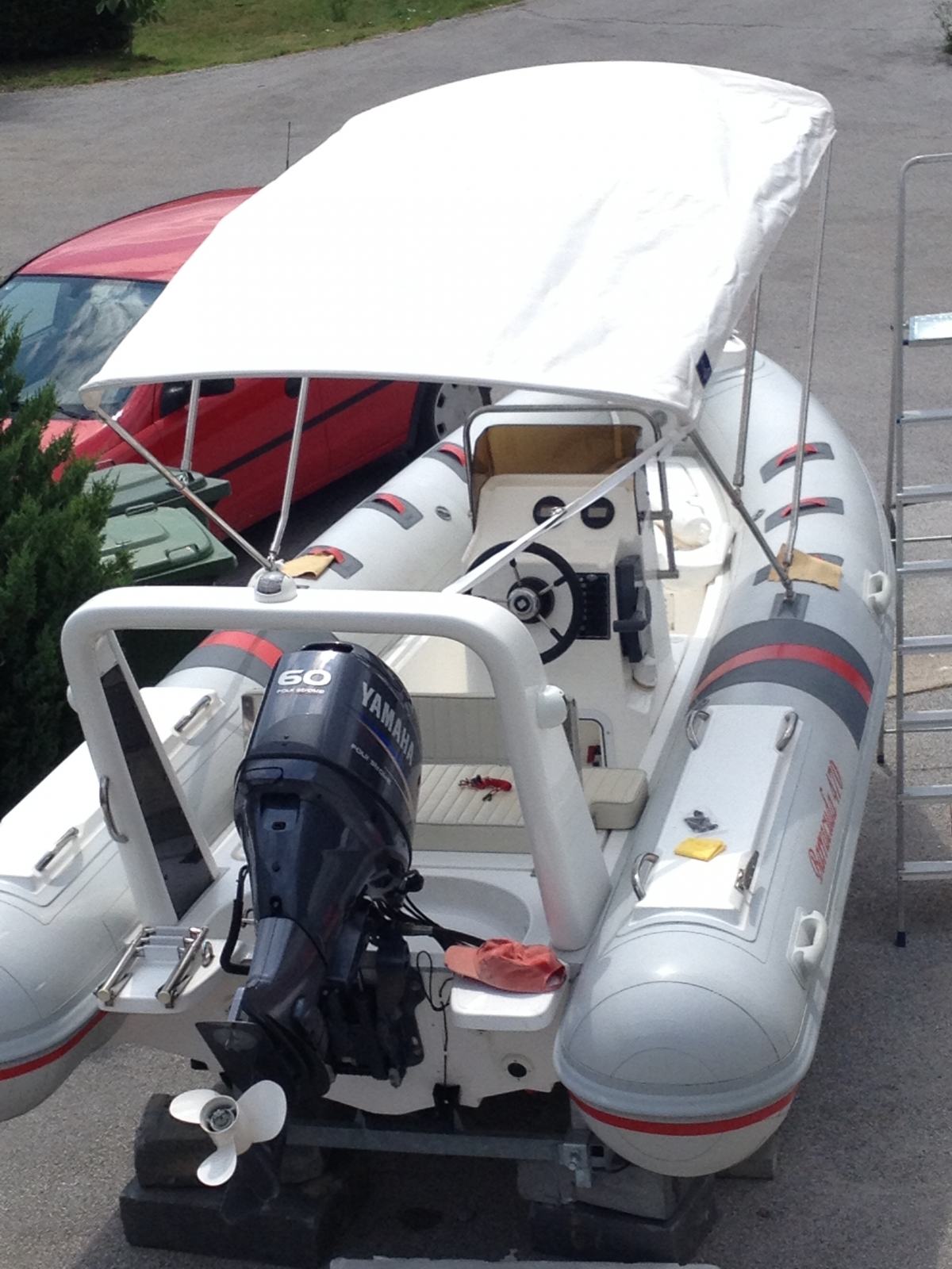 Barracuda 470, yamaha 60 ks + prikolica torbarina