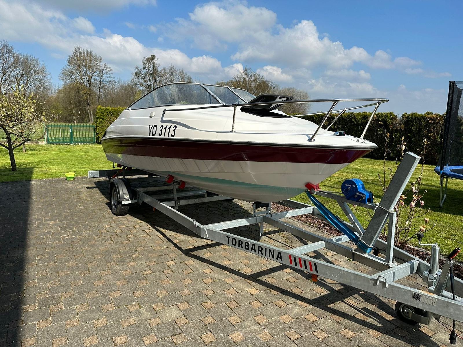 Bayliner 2052