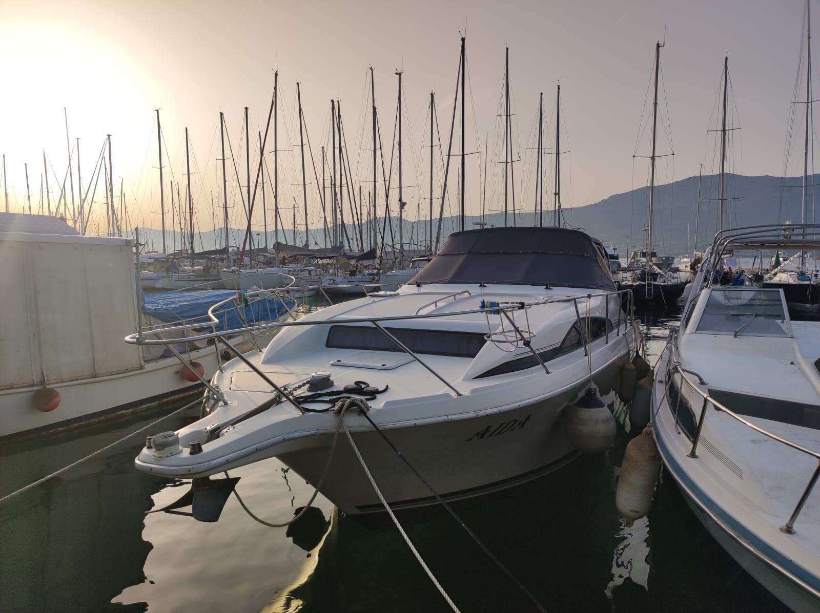 Bayliner 3255 Avanti Express Cruiser