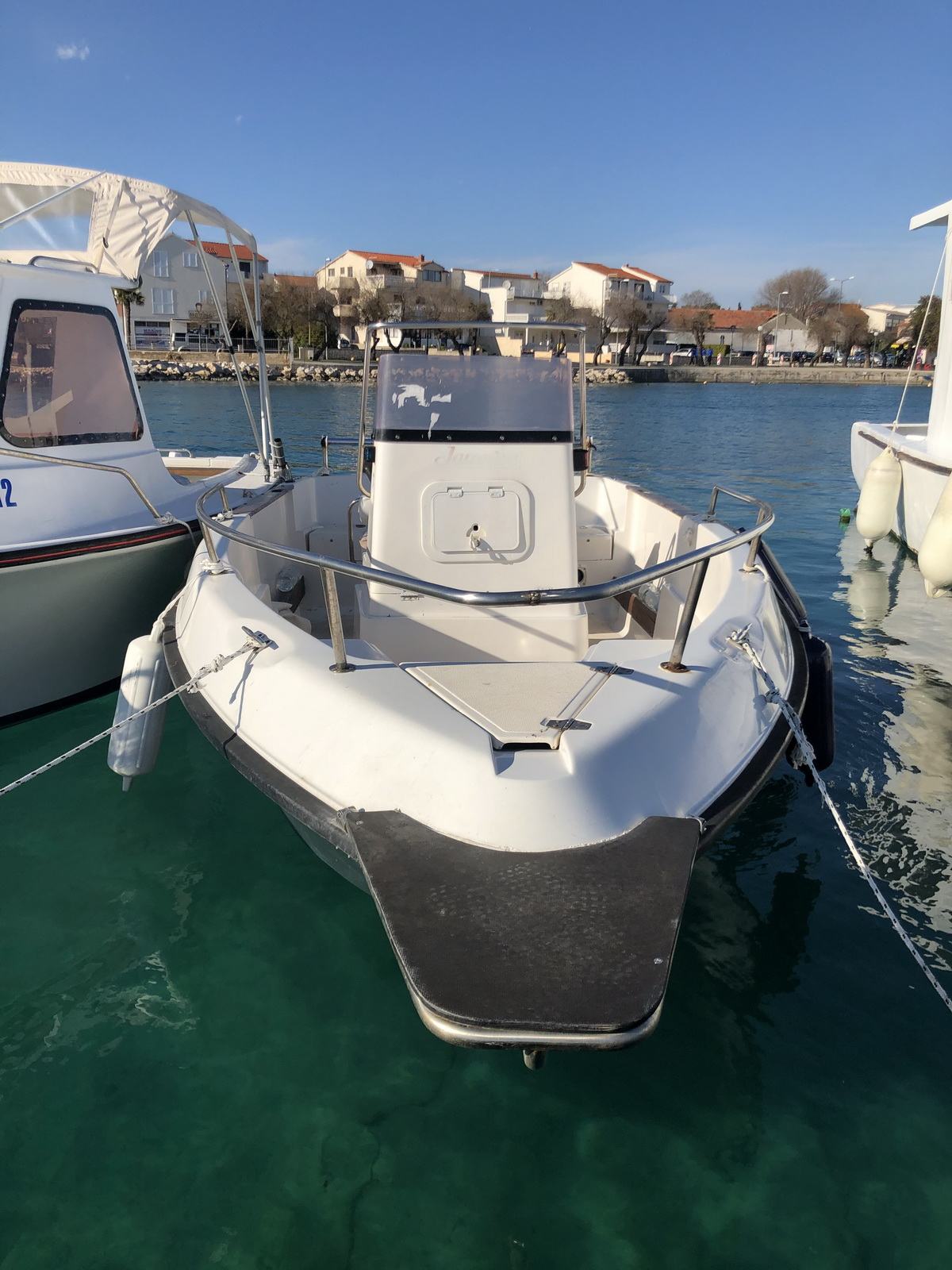 Gliser Elan 17cc, Mercury 60