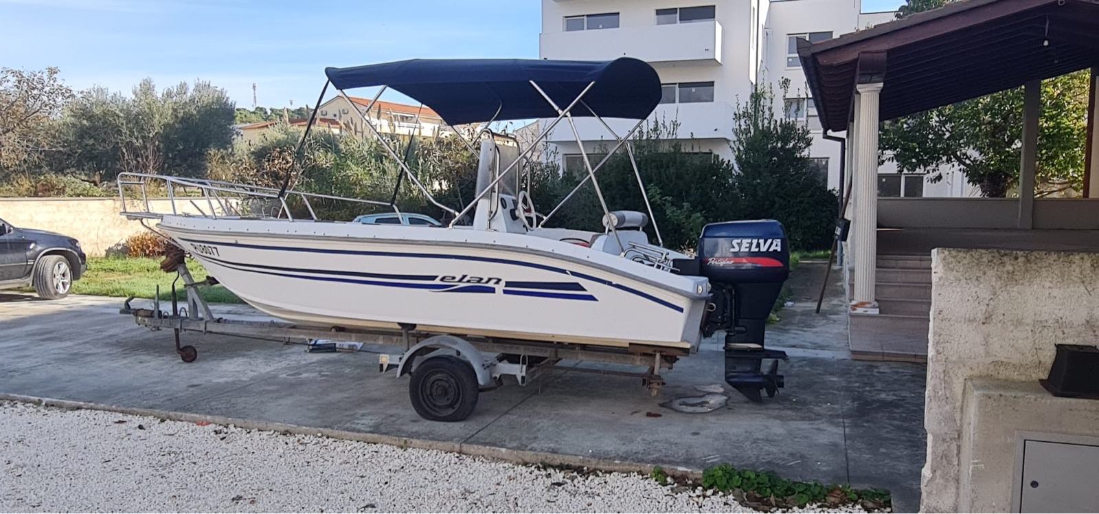 Gliser Elan 18cc 80 ks