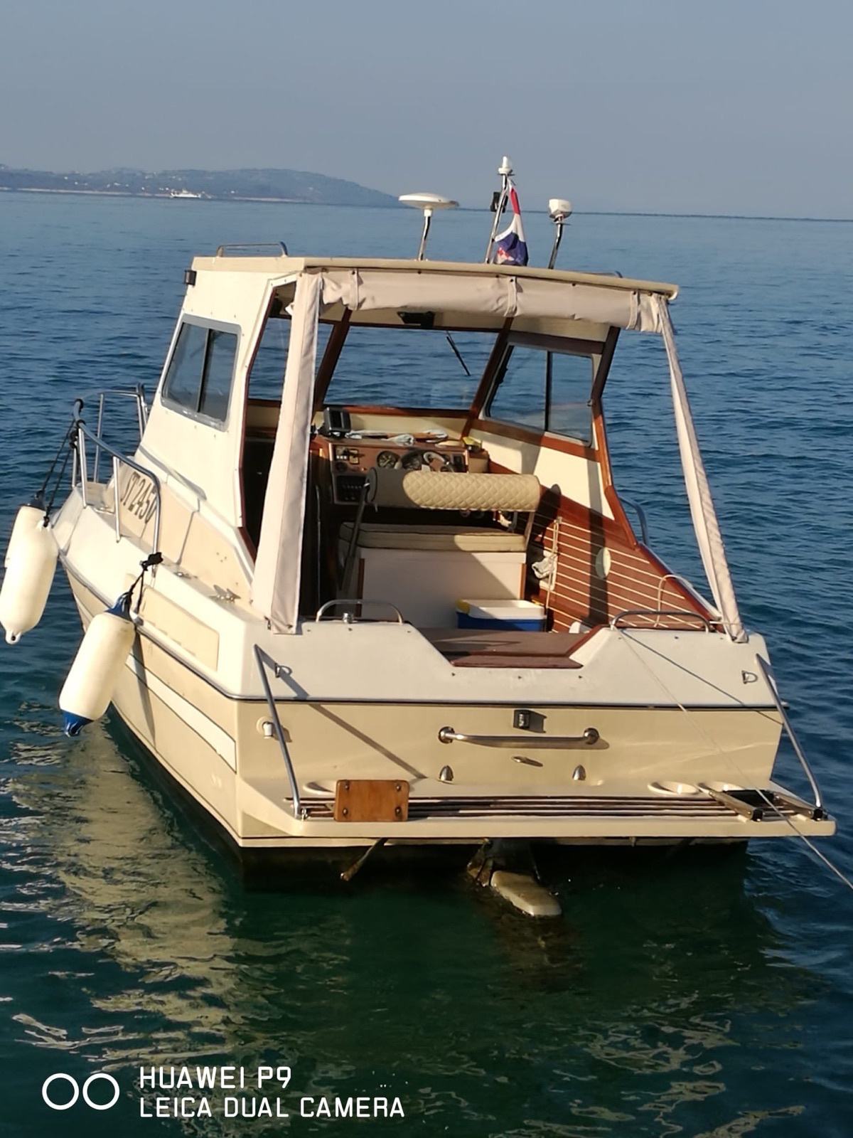 Gliser, full oprema, PRILIKA!