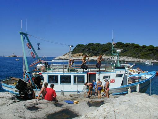 Koća-ribarica-oprema-povlastice