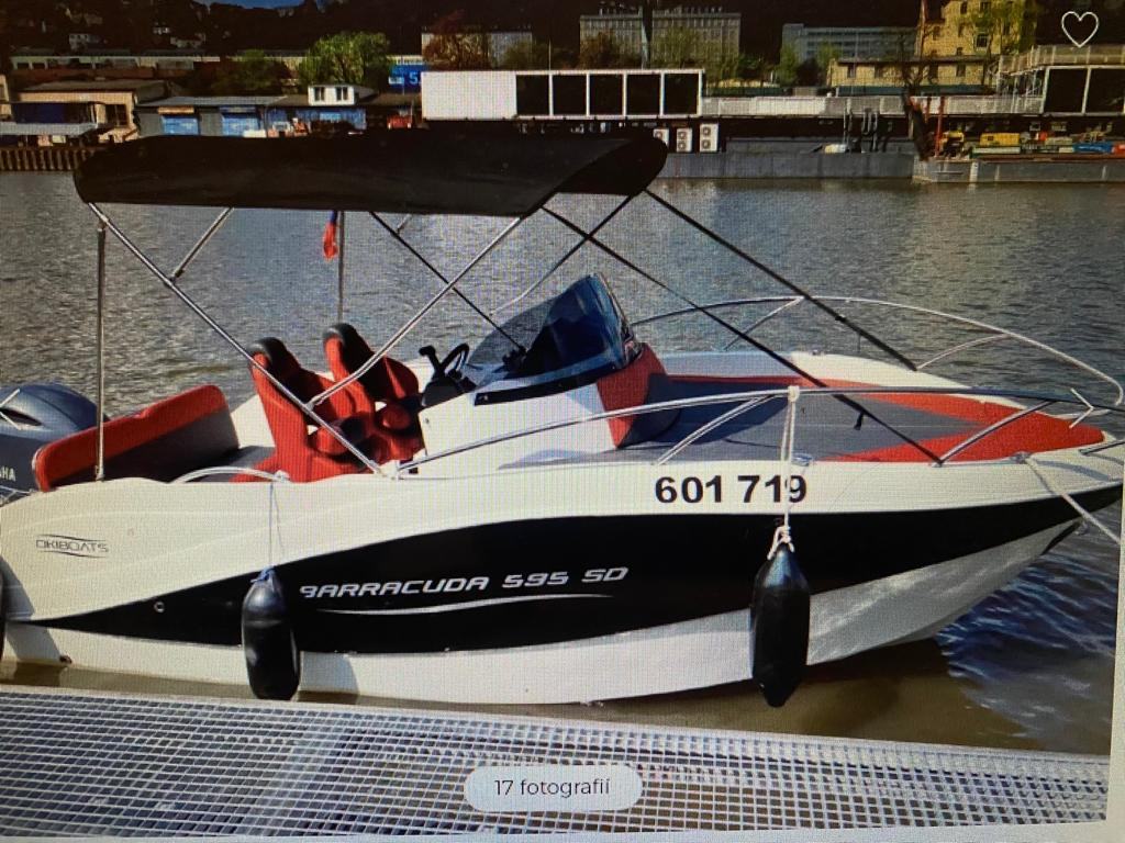 Motorboat Barracuda 595 SD s motorom Yamaha 150