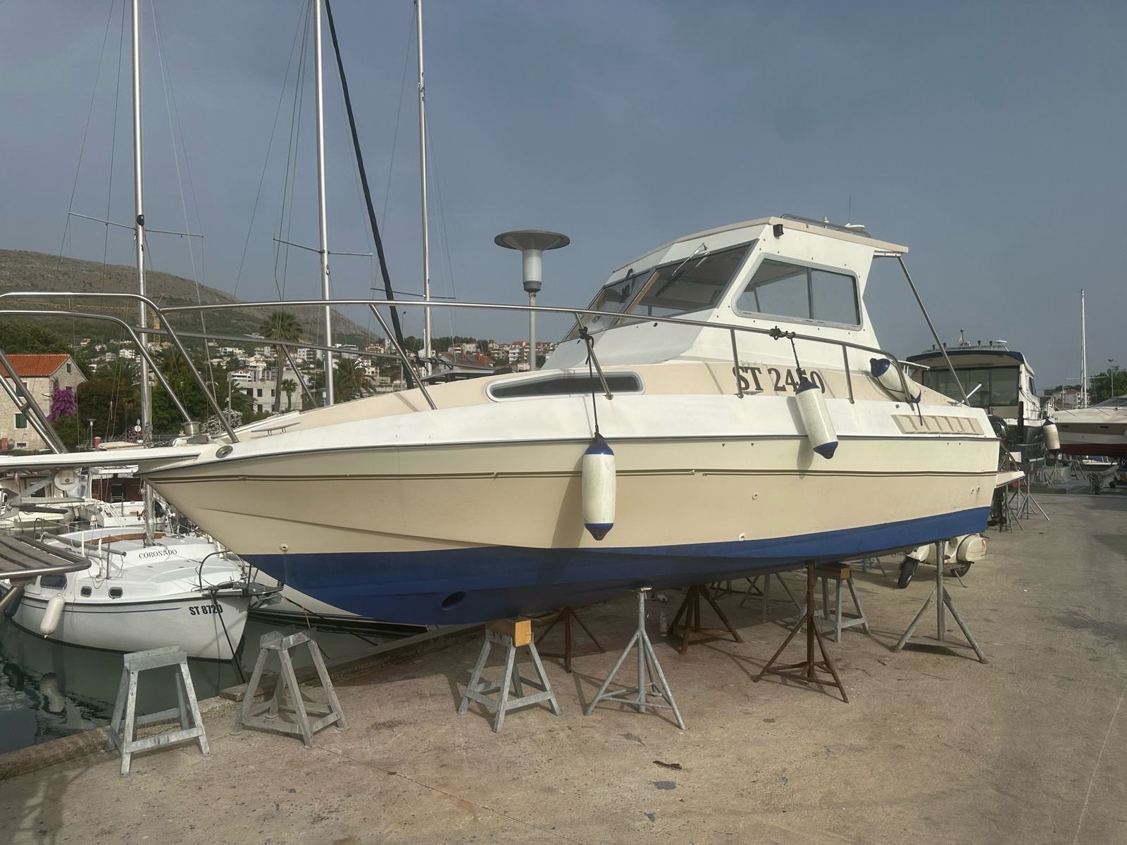 Gliser, Yamaha diesel, 245ks. PRILIKA!