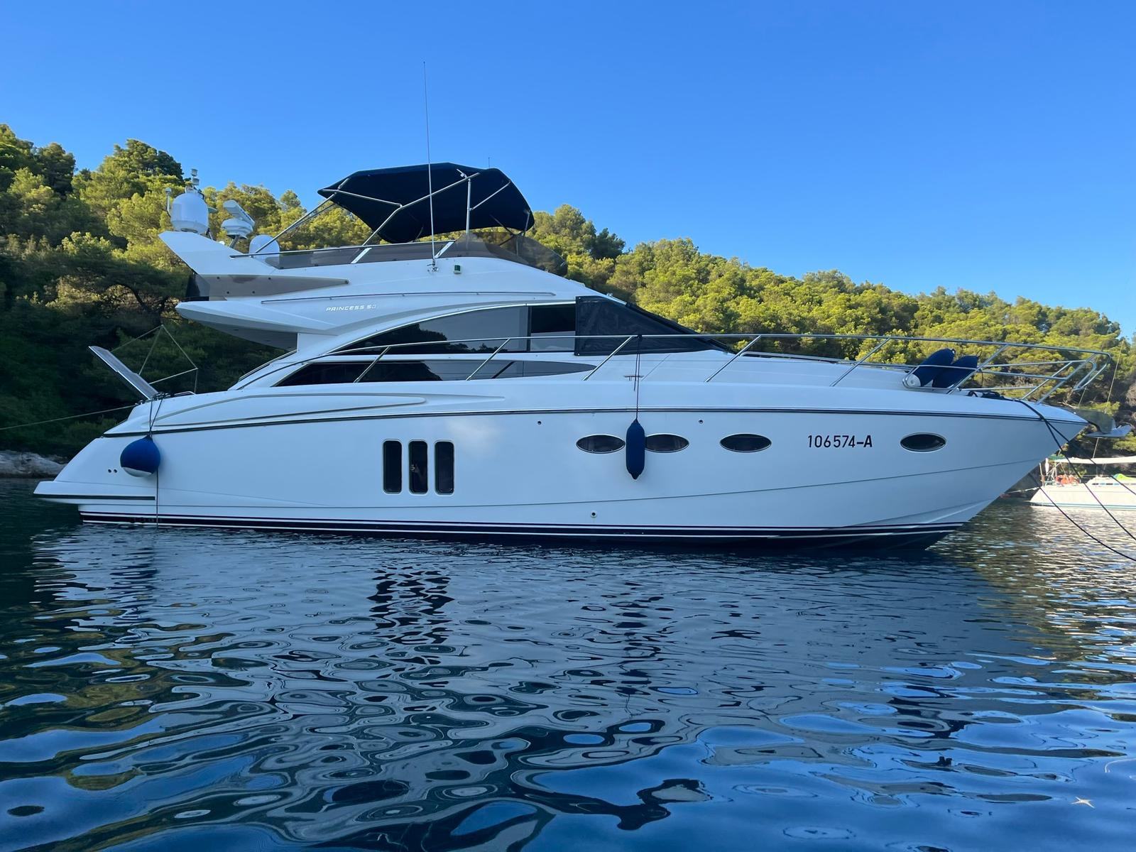 Princess Yachts 50 Fly