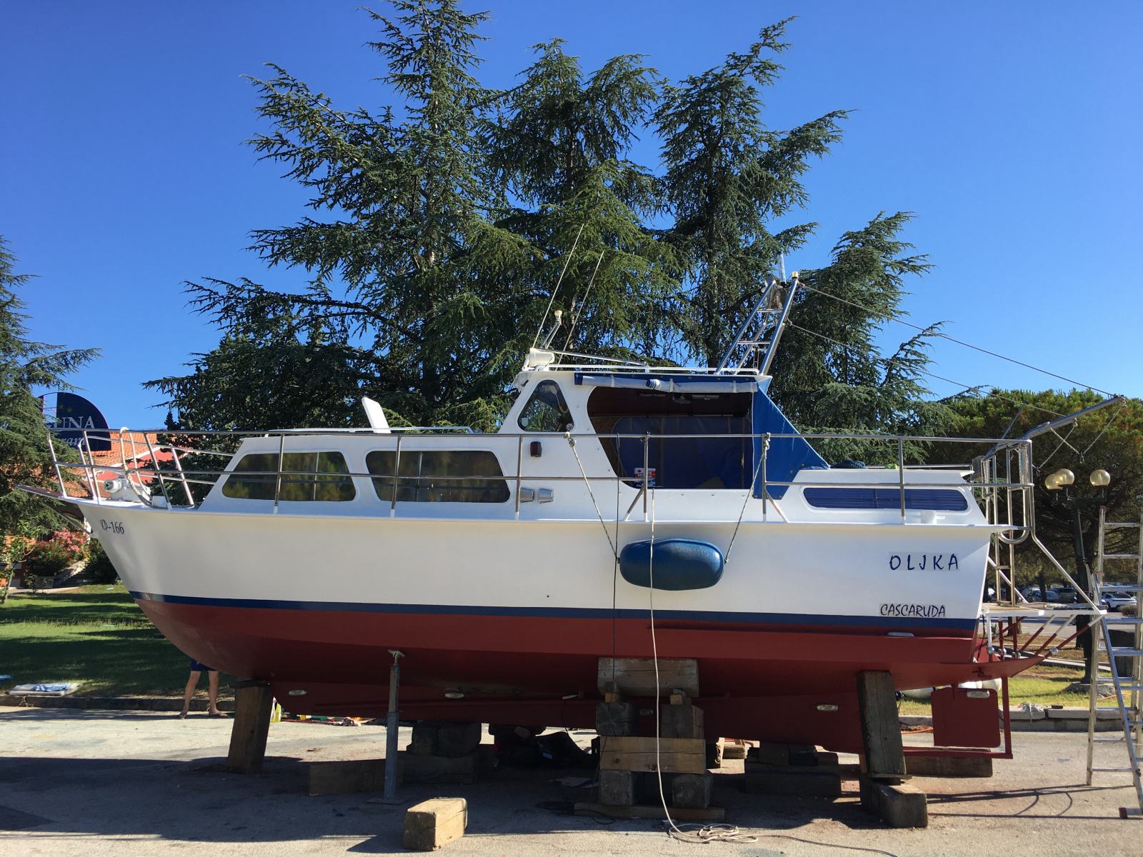 Barka-brod-camac-UGODNO