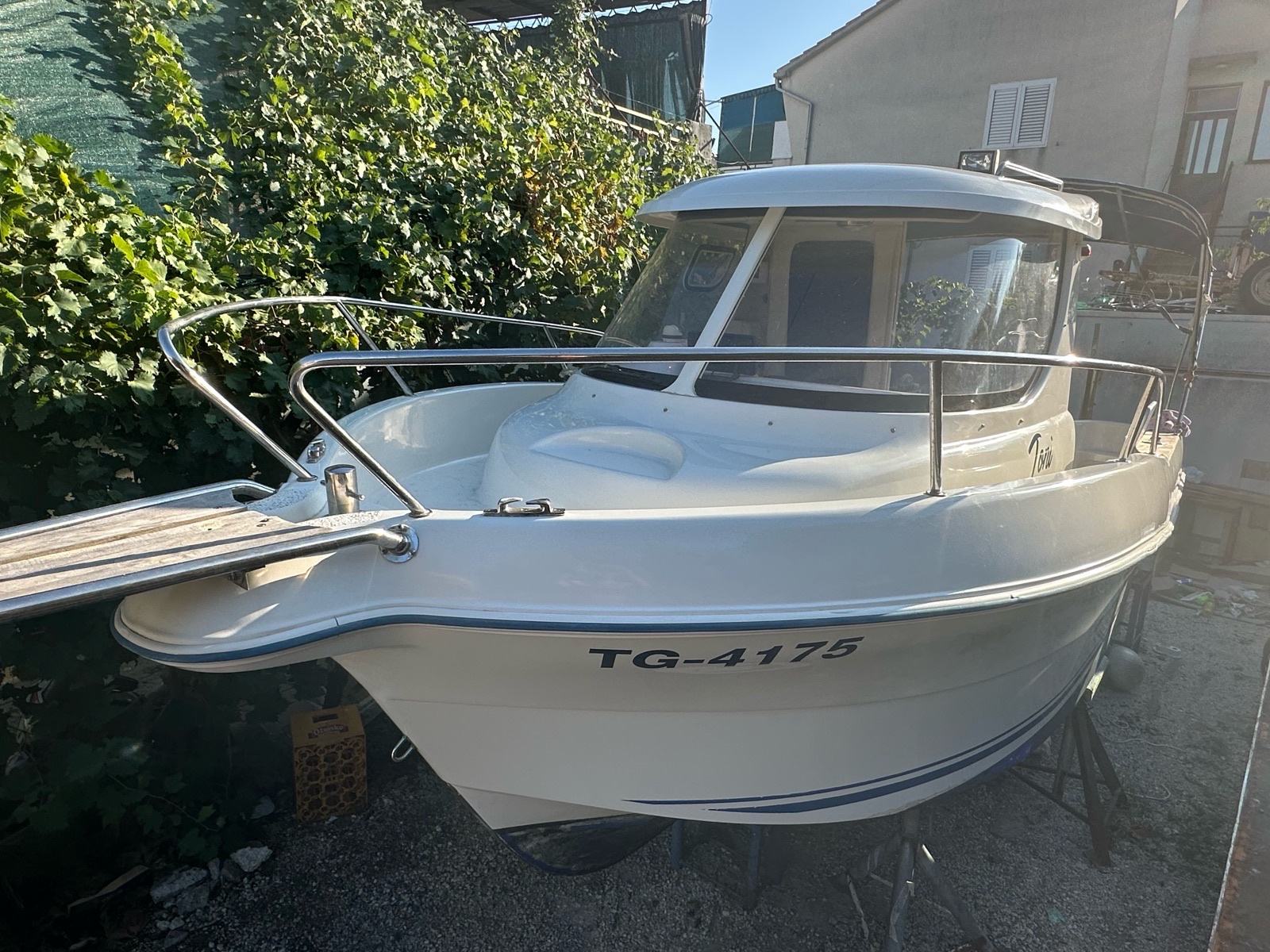 Quicksilver 640 pilothouse
