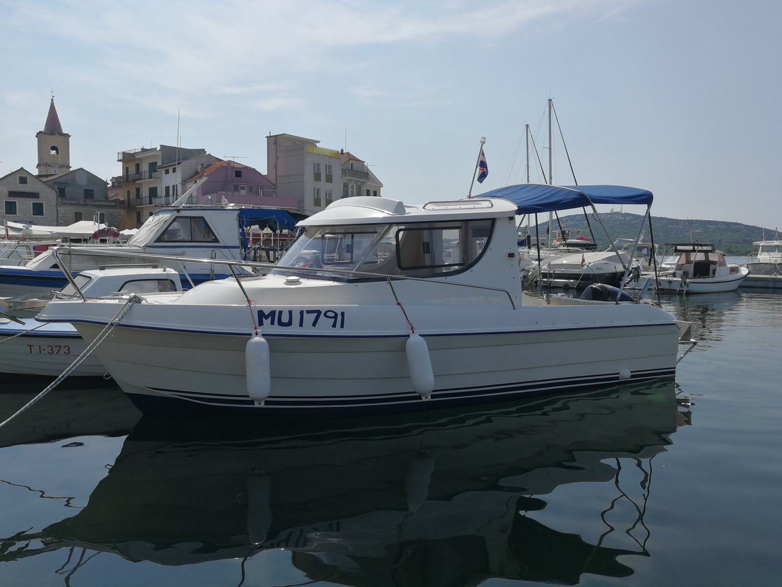 quicksilver 650 camping