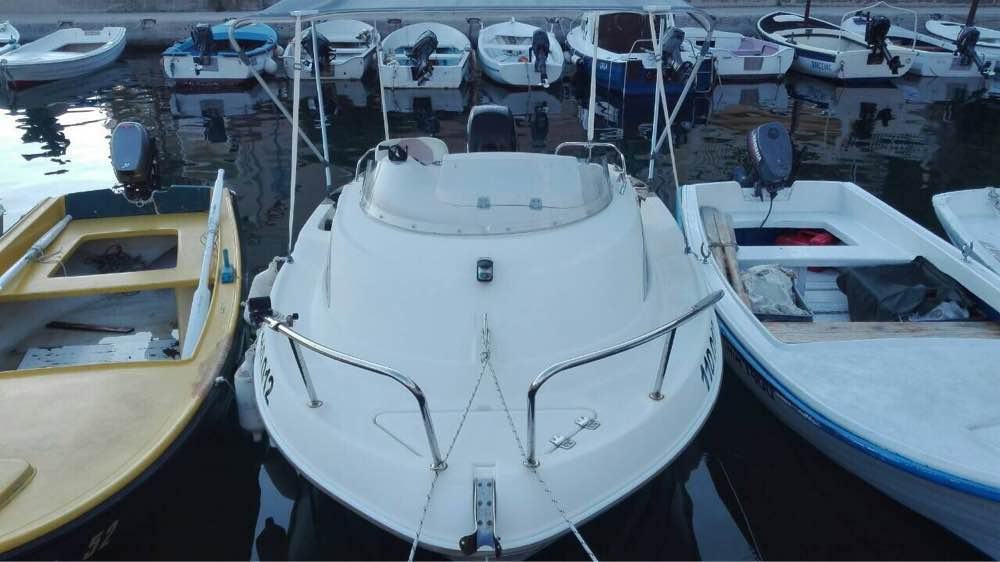 Quicksilver Activ 430 Cabin + Mercury 50