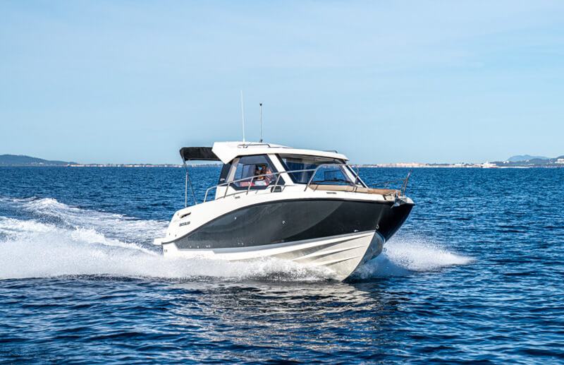 QUICKSILVER ACTIV 675 WEEKEND