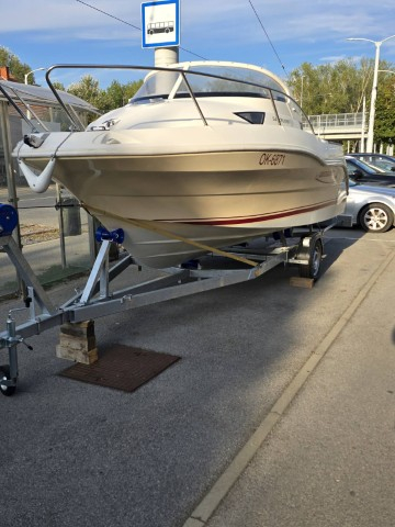QUICKSILVER CABIN 540 + MERCURY 90