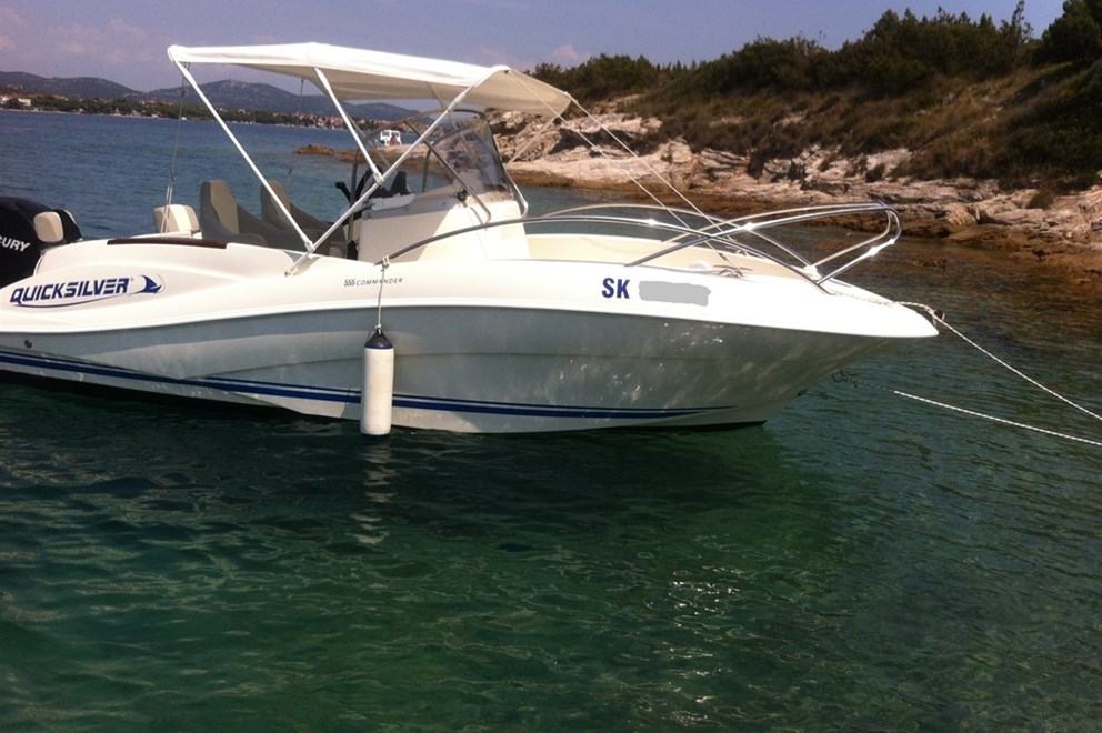 Quicksilver commander 555