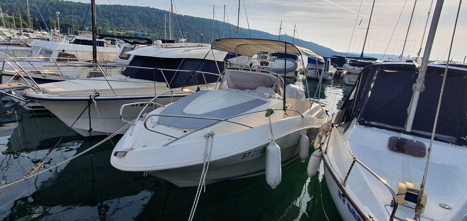 Quicksilver commander WA 635 Mercury verado 150 ks 750 sati 4 takta