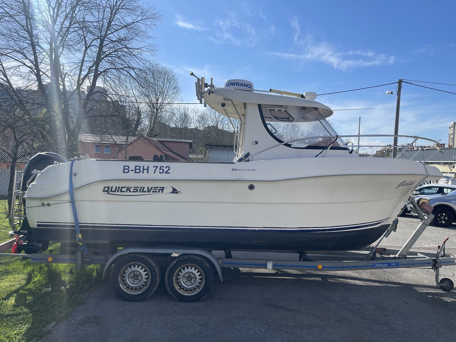Quiksilver 640 Pilothouse ,Mercury 115 ks 4-taktni I PRIKOLICA