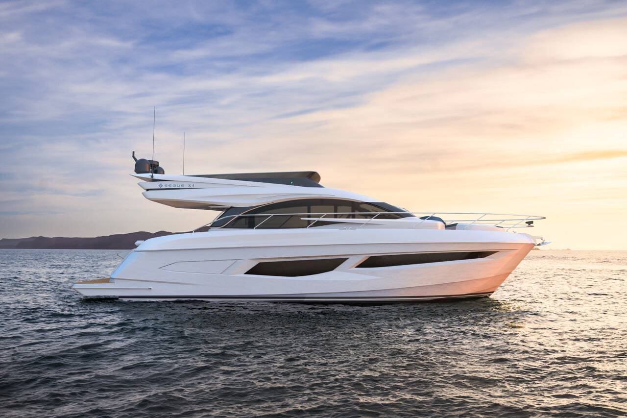 Segue X4 FLYBRIDGE 52ft