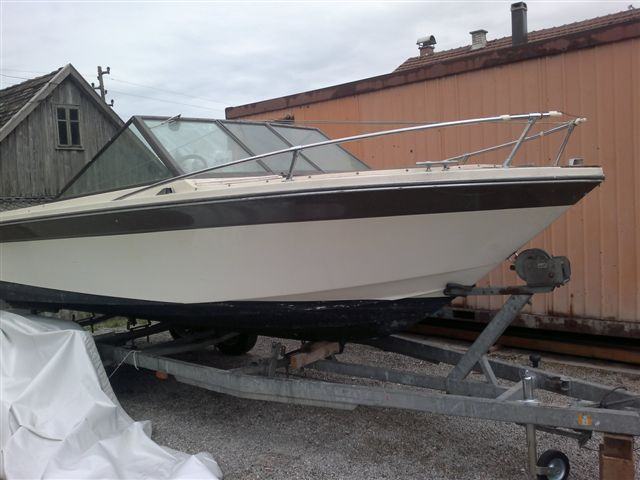 Slickcraft SS 205, 6.05 x 2.03m