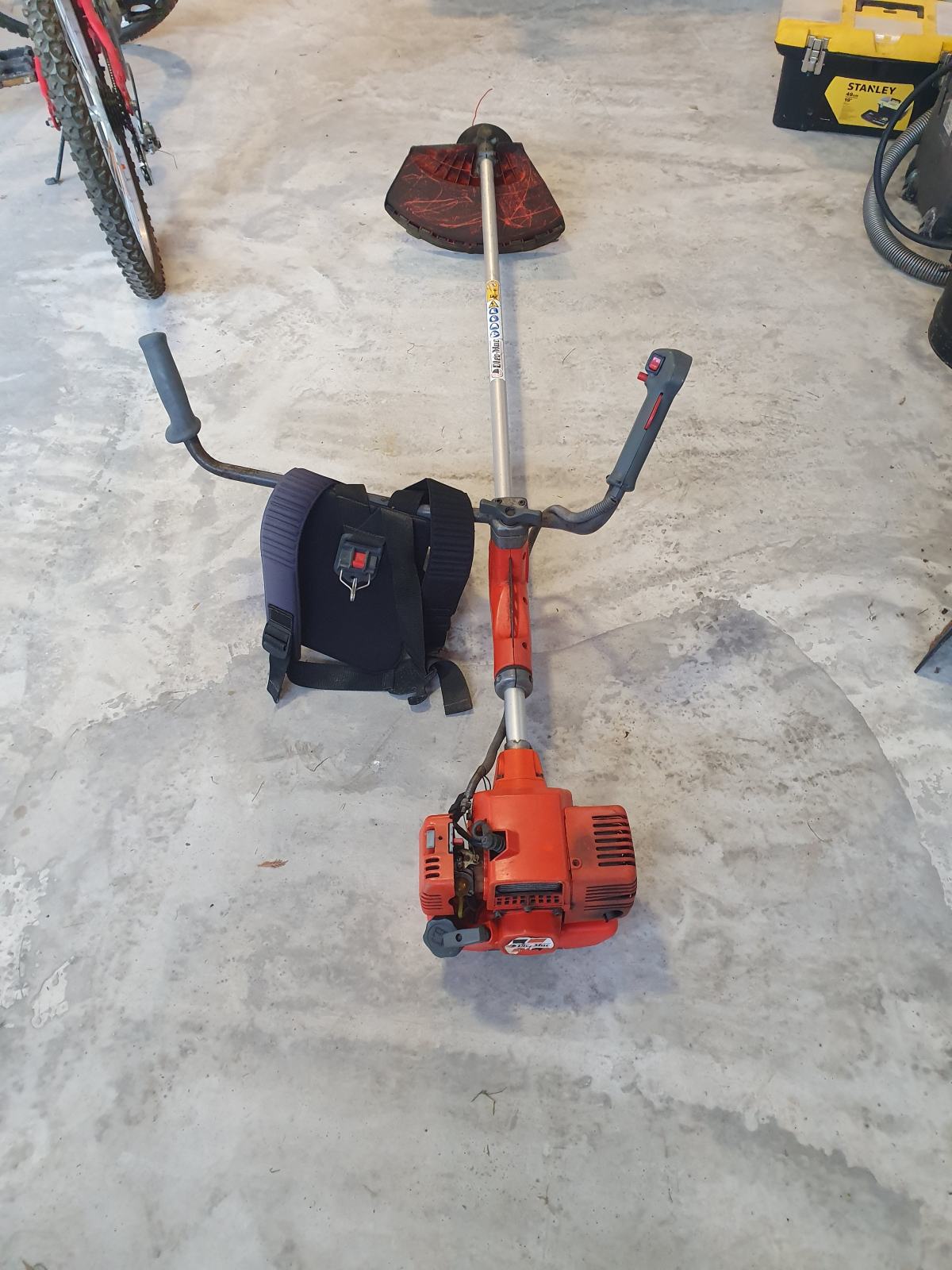 OLEO MAC FLAKSERICA-TRIMER