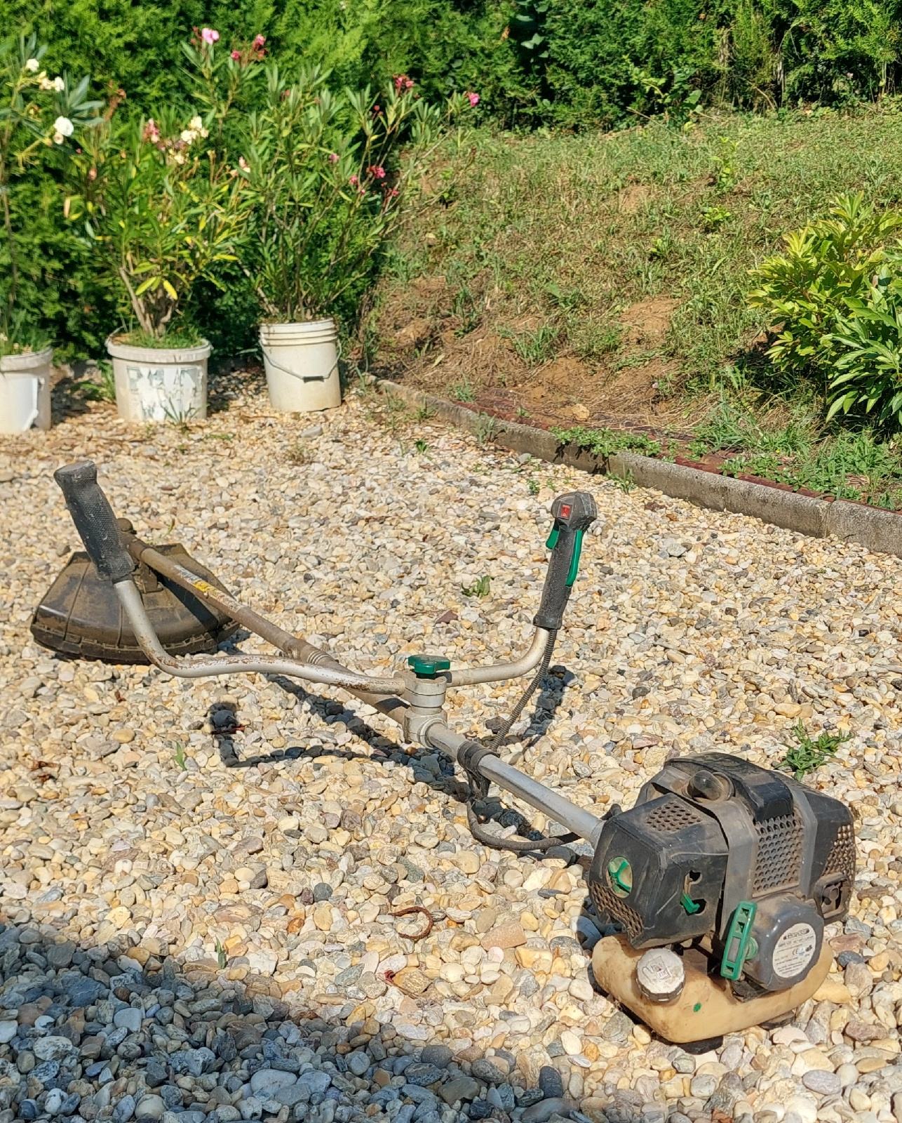 Motorni trimer Gardol GBFI 125