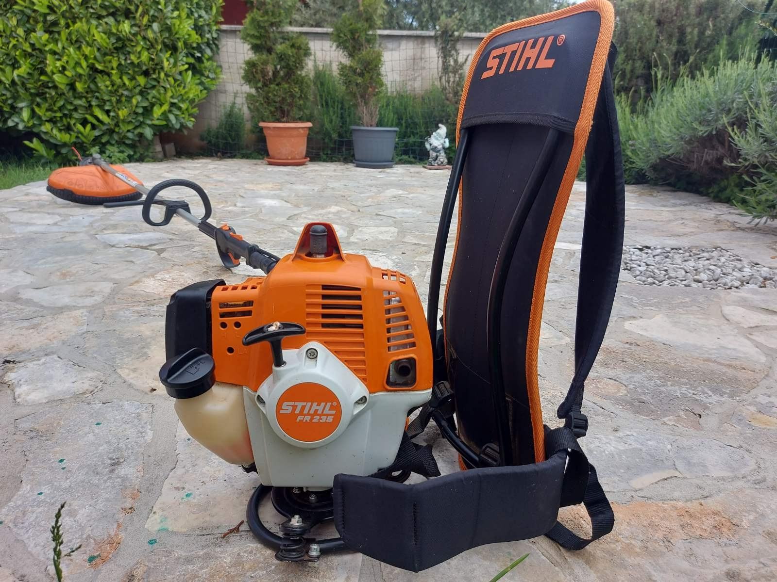 Stihl FR 235