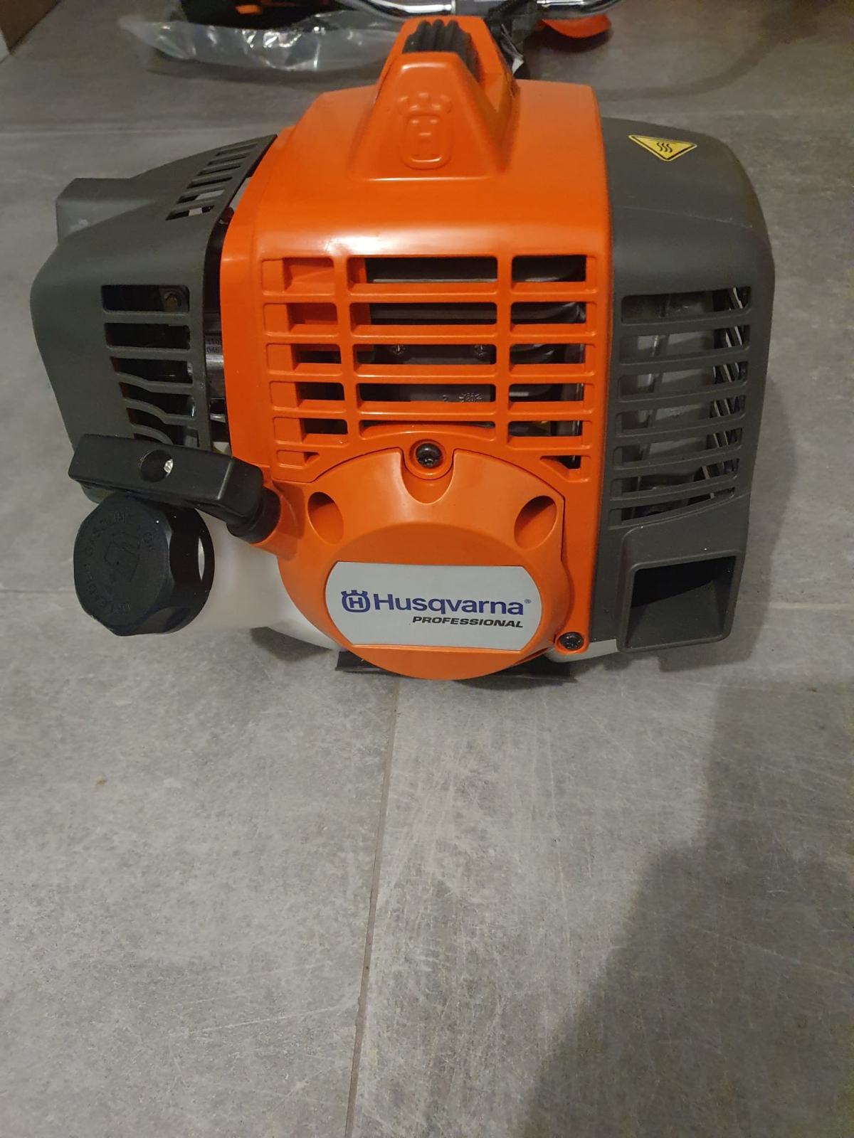 Trimer Husqvarna 553rs NOVO