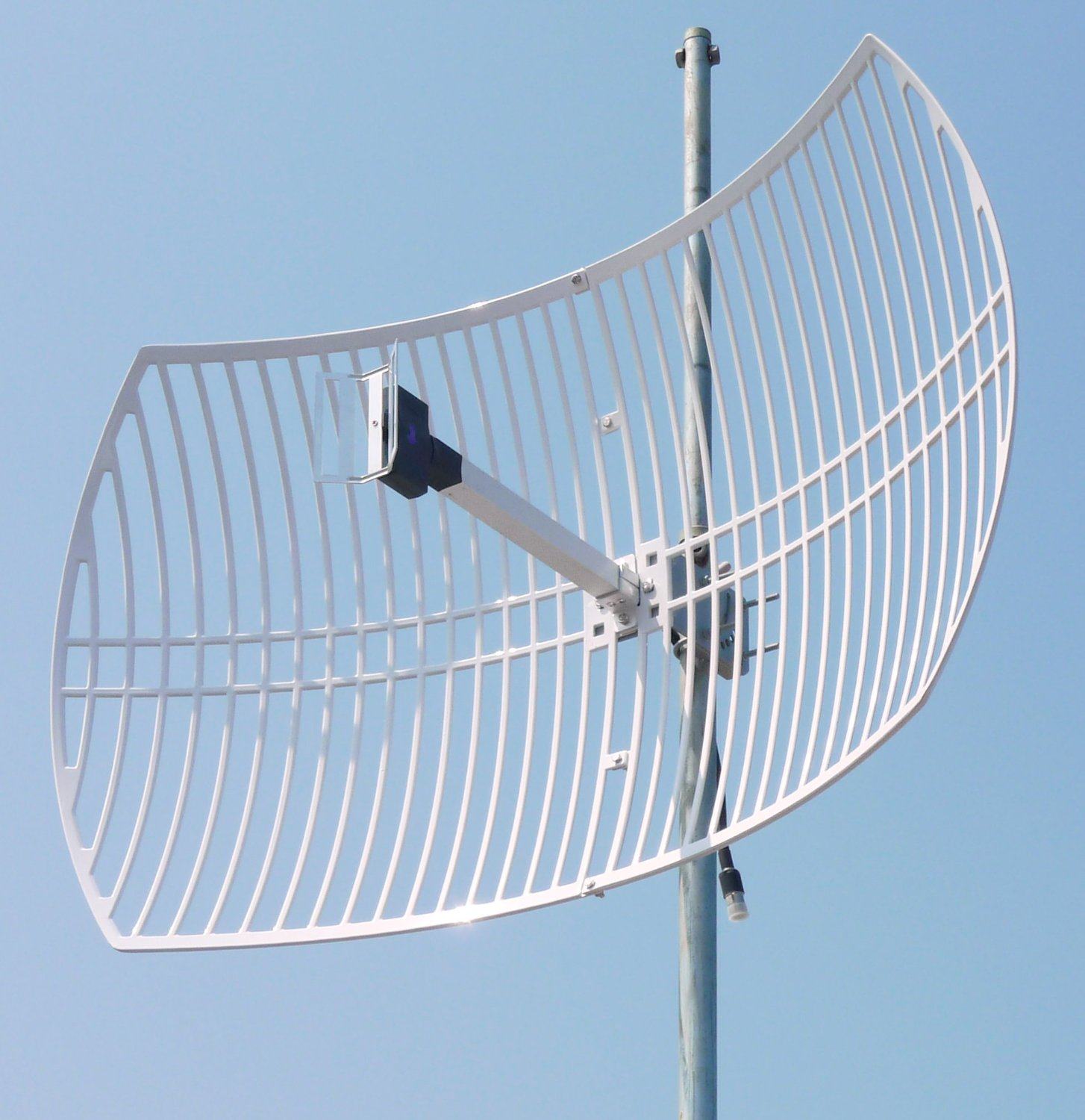 Antena Gregorian 19dBi 2,4 GHz Internet Gratis