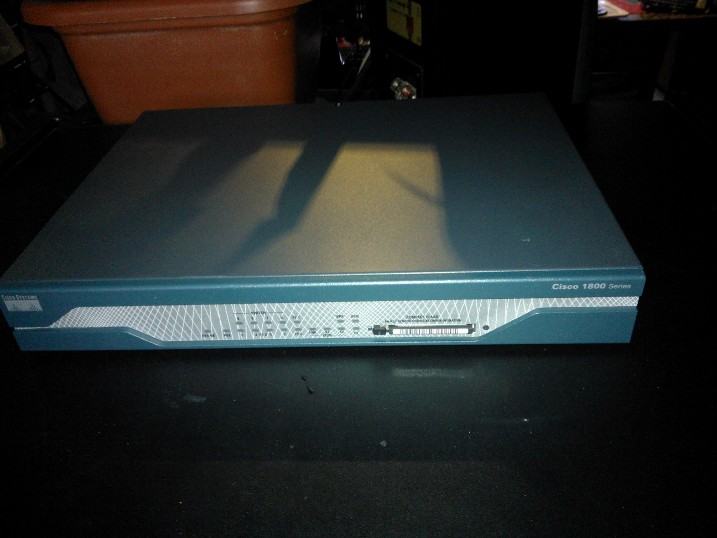 Cisco router 1812