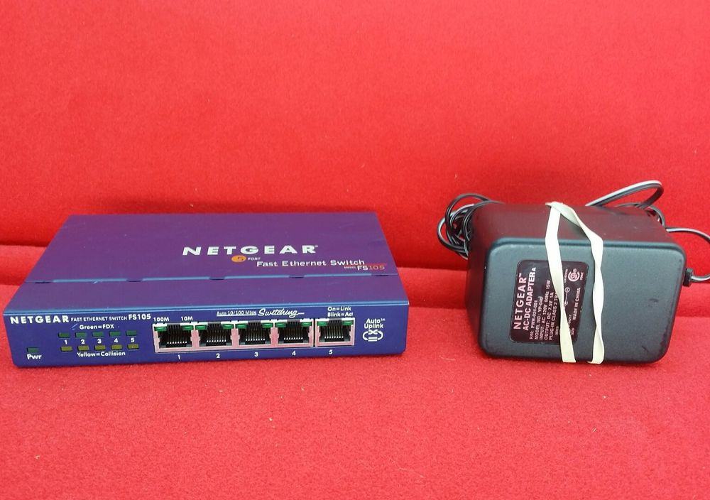 Netgear ProSafe FS105 - 5 Port Unmanaged Desktop Fast Ethernet Switch