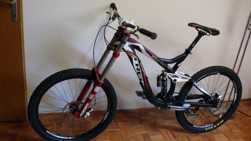 2011 Trek Session 8 Medium