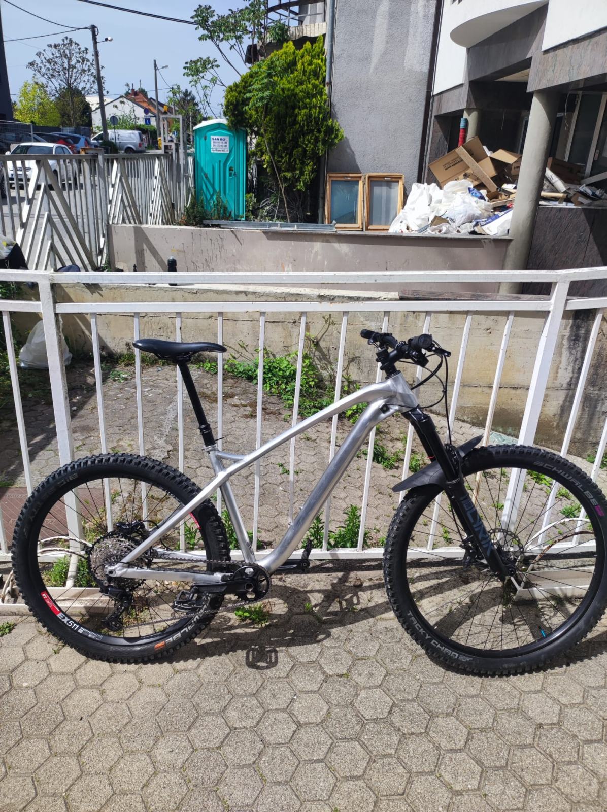 Alutech CheapTrick mullet hardtail