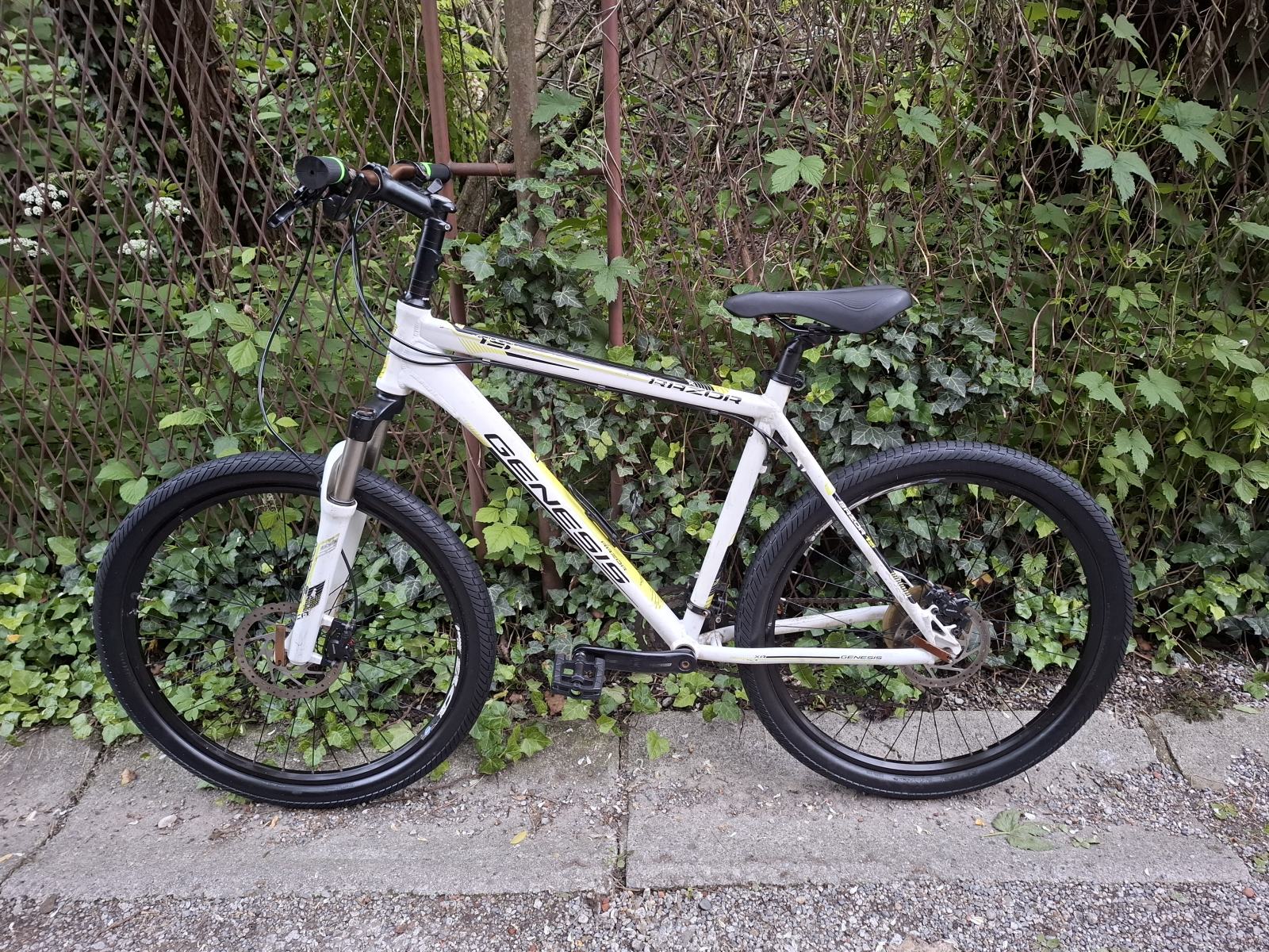 Bicikl 26 cola MTB GENESIS ALU RAMA 27 brzina, hidraulične kočnice...