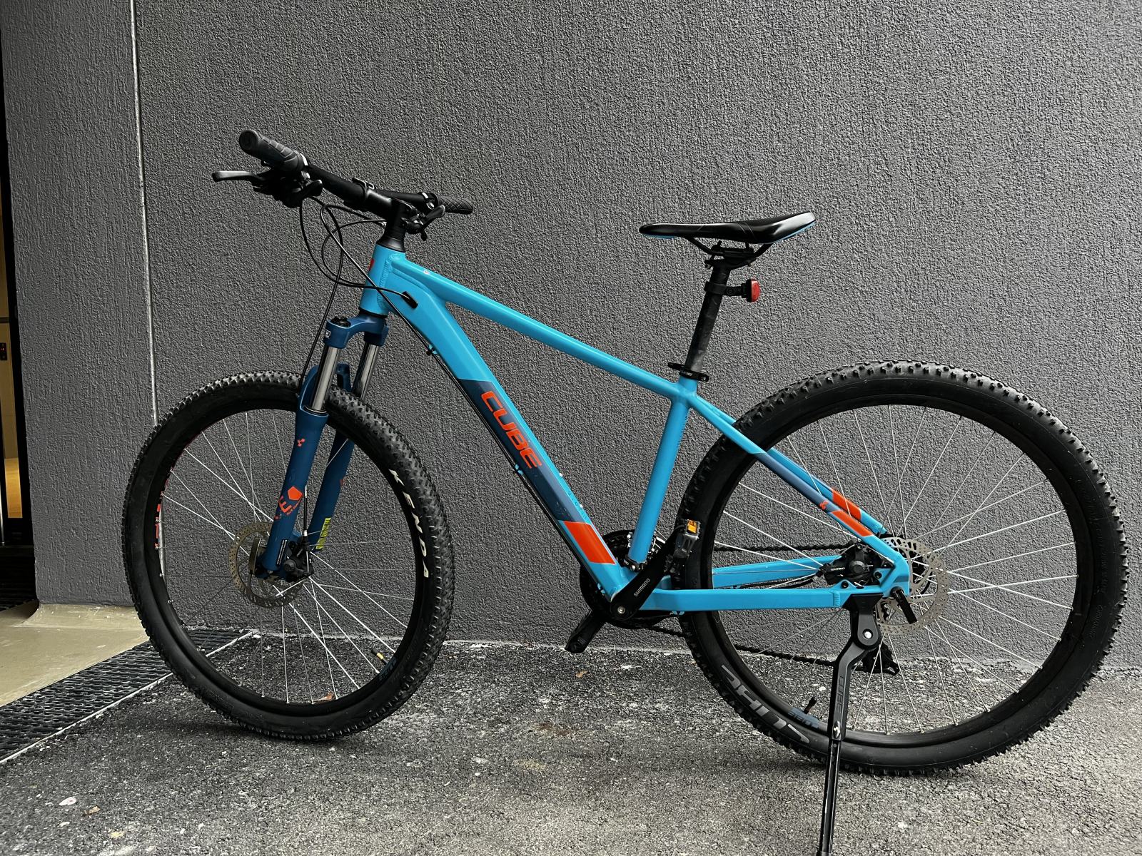 Cube Aim 27.5 2021 Hardtail Mountain Bike - Blue/Orange