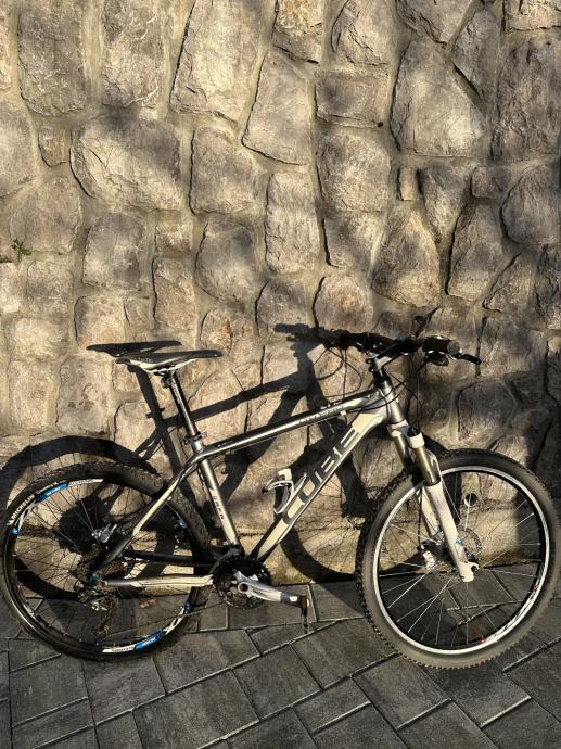 CUBE LTD PRO 20˝ 2012