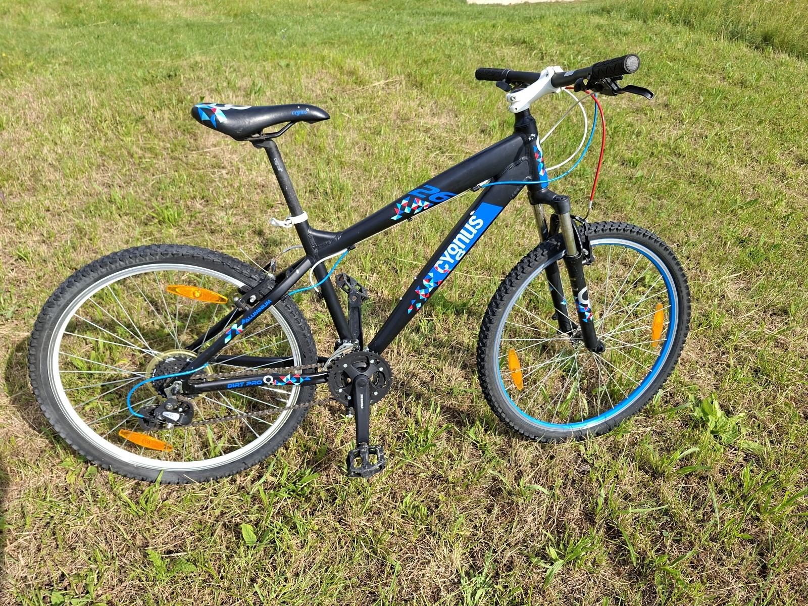 Cygnus dirt pro bicikl