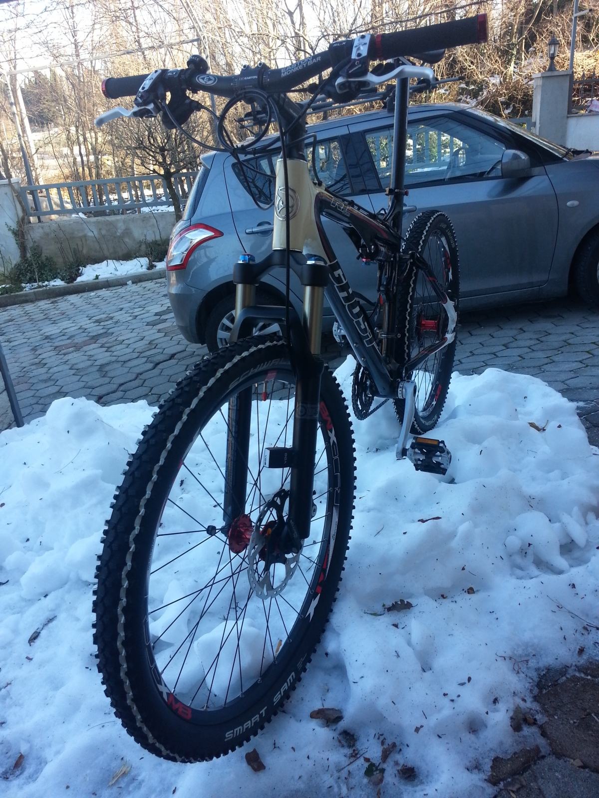 GHOST RT LECTOR TEAM CARBON FULL