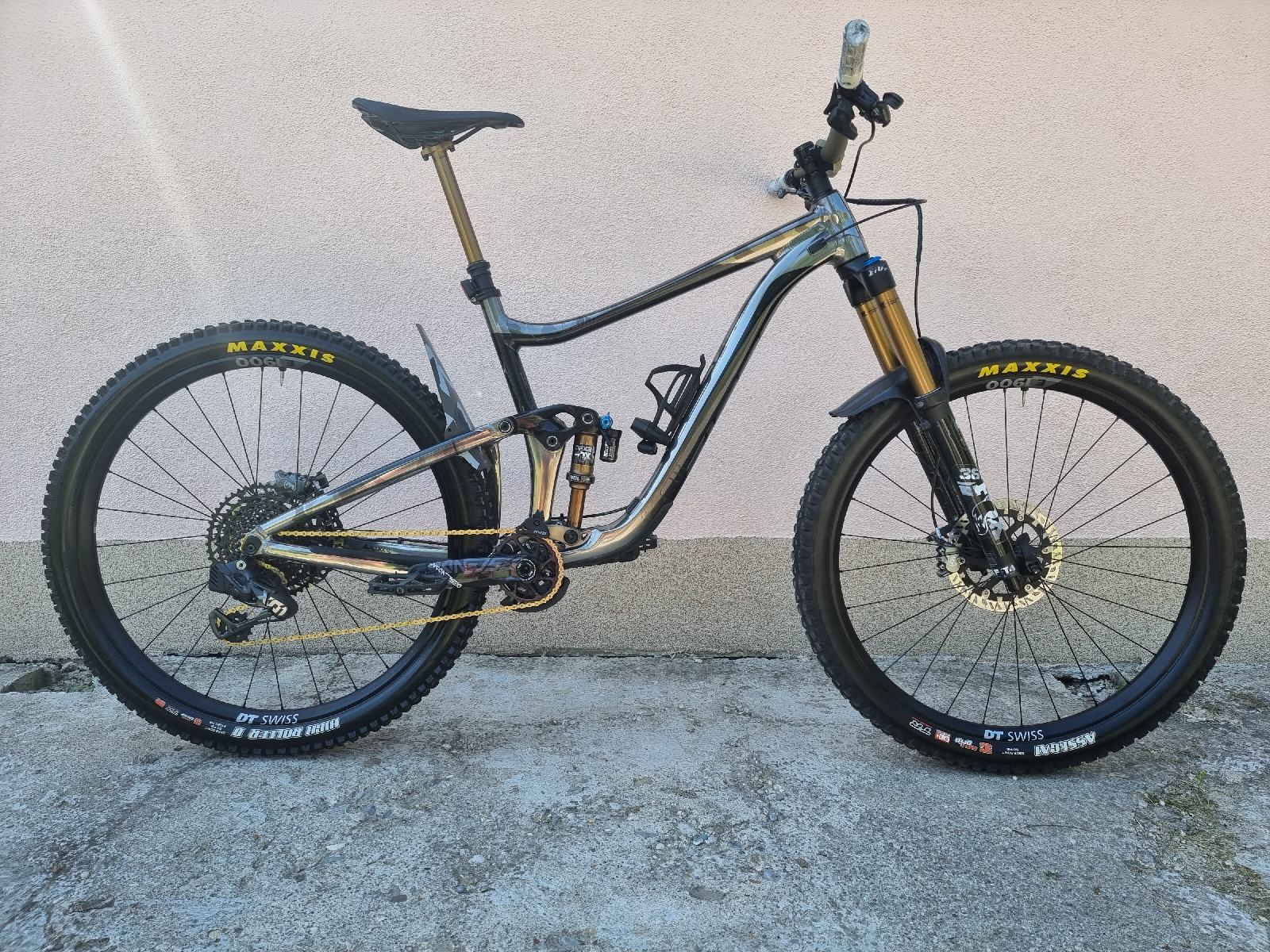 Giant Reign 29 - X01 AXS - Fox Factory