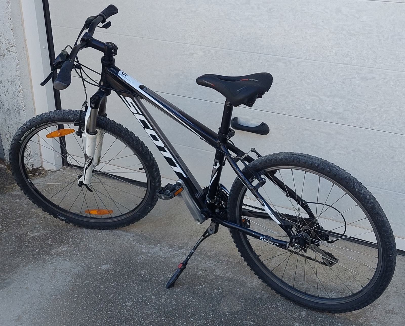 SCOTT bicikl, kotaci 26, Odlican