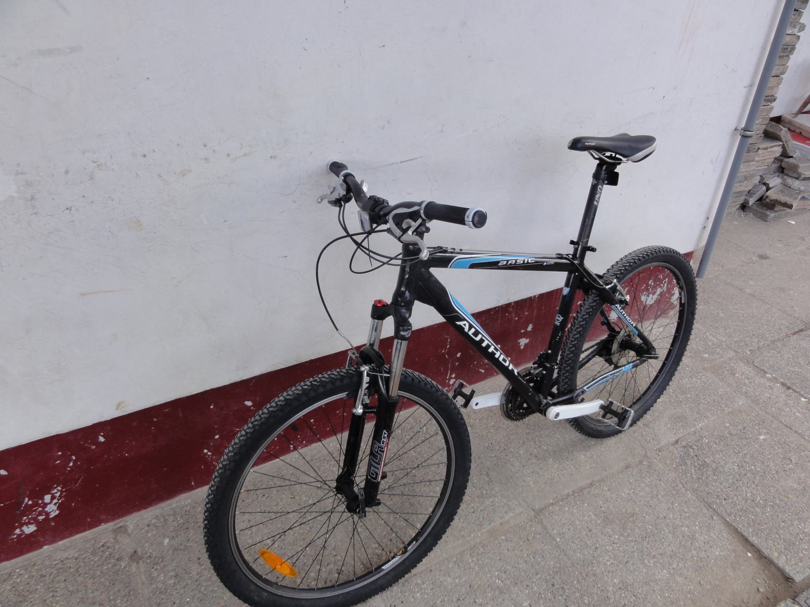 Prodajem Author Basic 1100 kn!!!